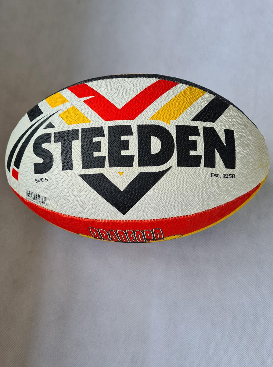 Bulls Rugby Ball Size 5 – Bradford Bulls Store